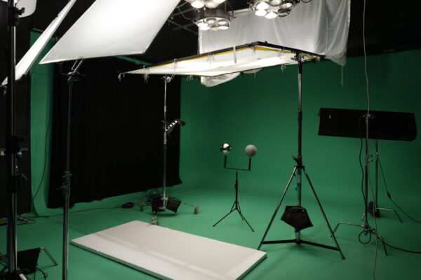 Shooting a HDRI Onset for CG Lighting – CAVE Academy