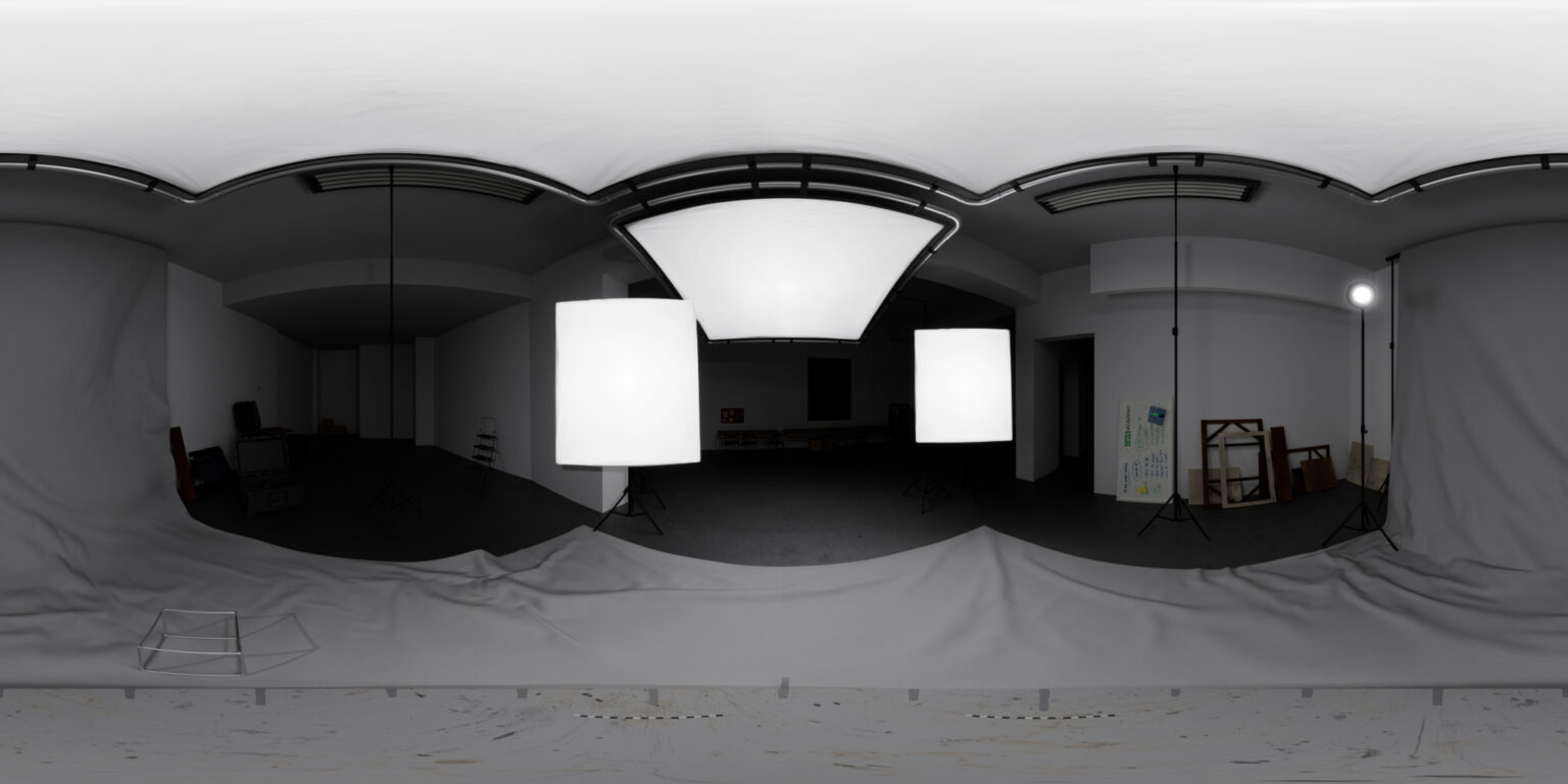 FREE – HDRI Studio Set 1003 – CAVE Academy